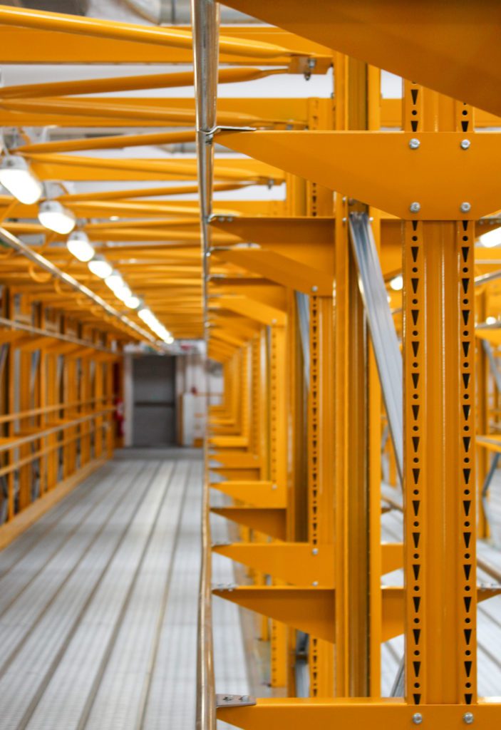 Racking System for Hanging Clothing - Case Study - Armes