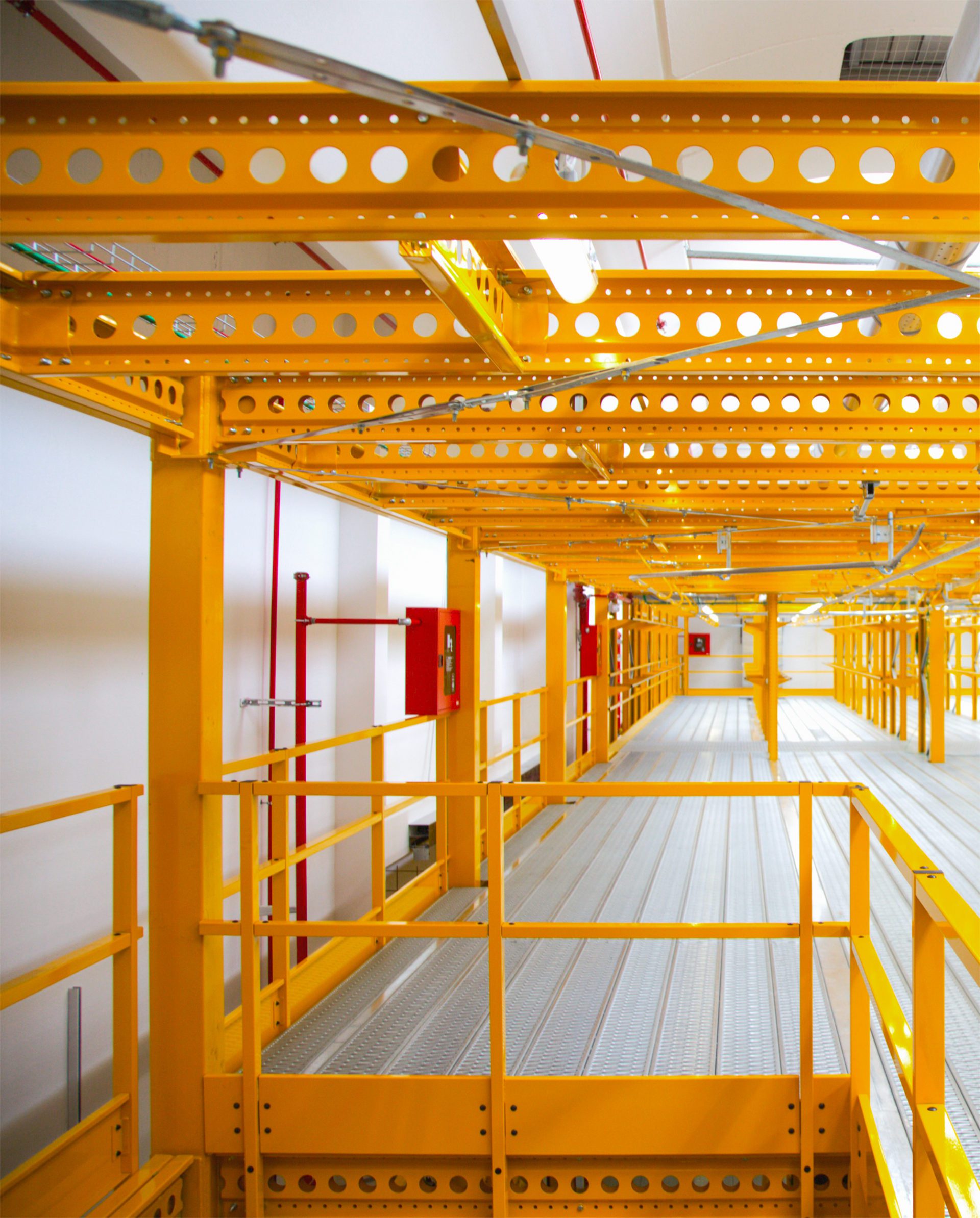 Racking System for Hanging Clothing - Case Study - Armes